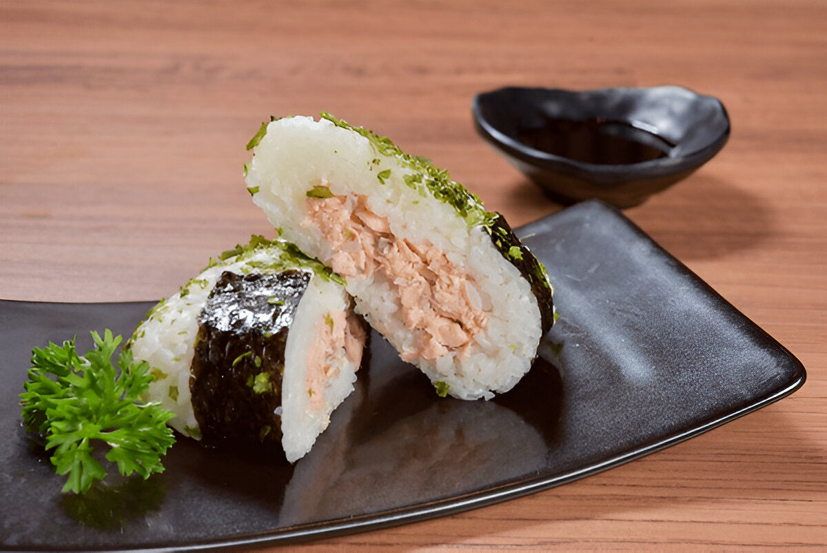 Salmon Onigiri